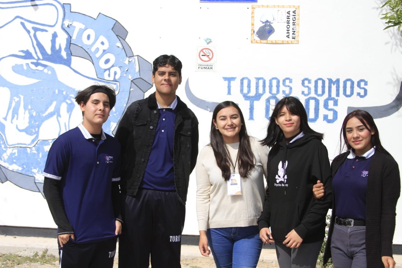 Estudiantes del CBTis 270 organizan colecta de ropa de invierno y ...